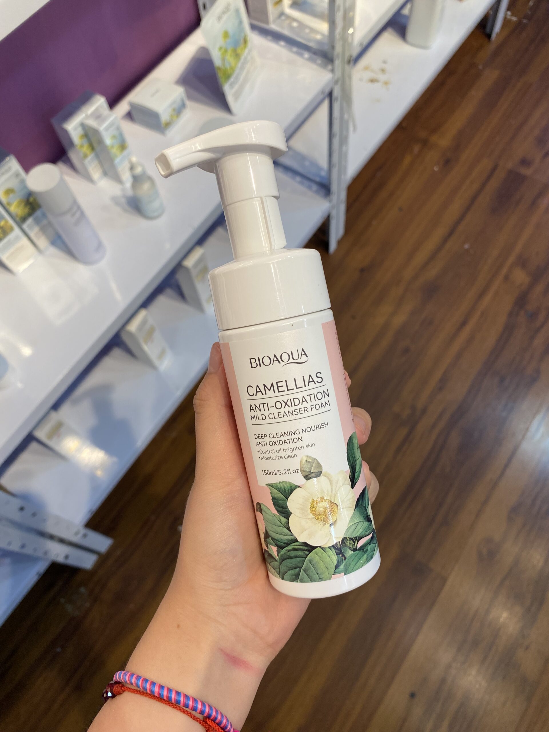 ESPUMA A BASE DE CAMELIA - Luna Morada MakeUp