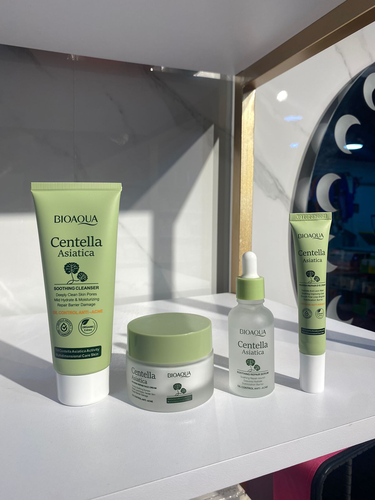 Kit de centella asiática Bioaqua - Luna Morada MakeUp